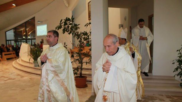 Per don Tommaso Di Stefano una grande festa parrocchiale - Piazza ...