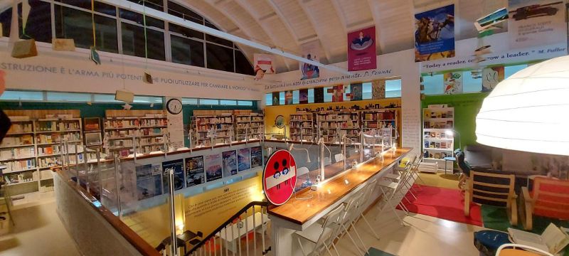 La nuova biblioteca "Ad Astra" del Liceo Mattioli è una realtà - Piazza ...