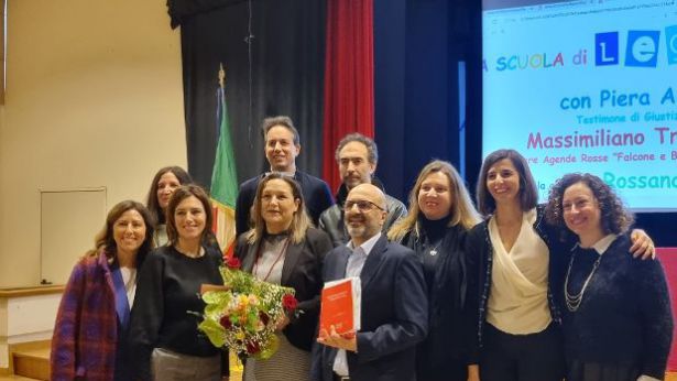 Piera Aiello ha raccontato ai ragazzi la sua ribellione alla mafia ...