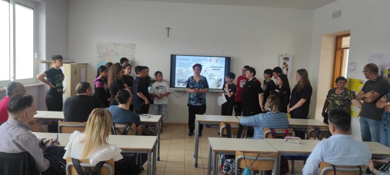 Progetto di Service Learning delle classi Seconde della Scuola ...